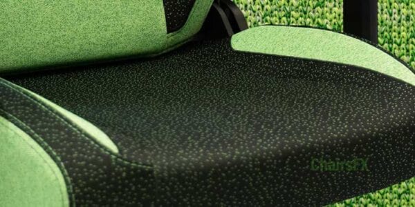 Secretlab Titan Minecraft Fabric Gaming Chair Review | ChairsFX