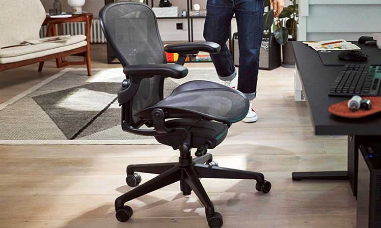 Best Small Gaming Chairs For Petite Sizes 149 cm+ (4'11")